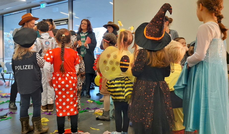 Víg farsangi bál Regensburgban | Kőrösi Csoma Sándor program